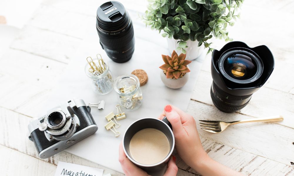 How Photography Enhances Educational Content and Learning Experiences